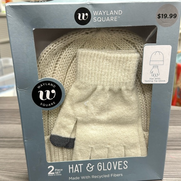 Wayland Square | Accessories | Wayland Square Hat And Glove Set Hat And ...